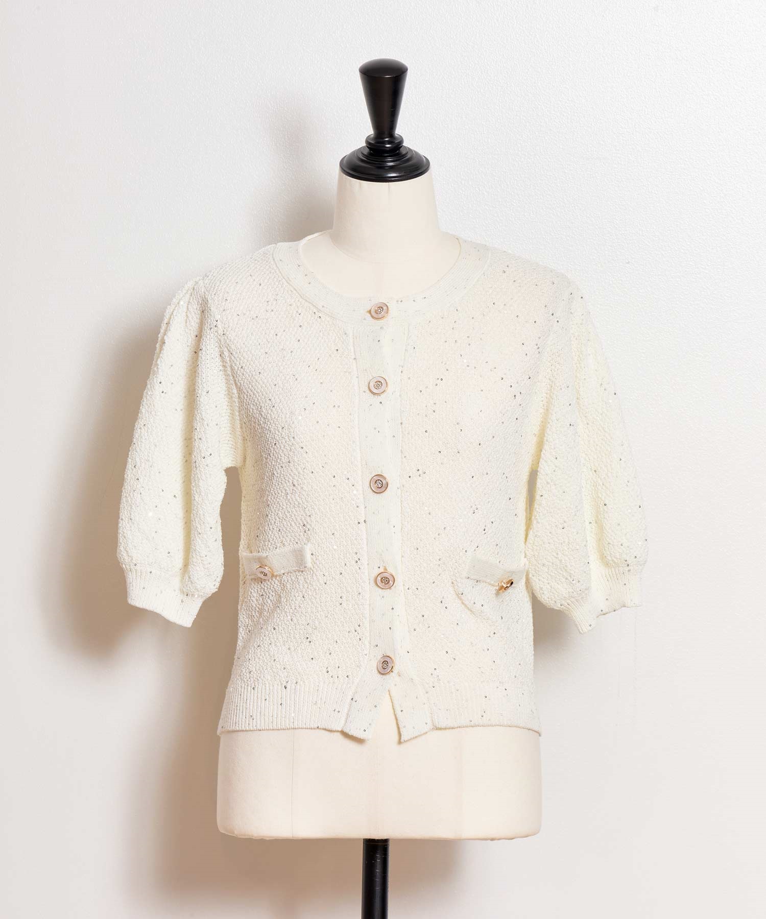 スパンコールニットカーデ | ニット | Noela OFFICIAL WEB STORE スパンコールニットカーデ | ニット | Noela OFFICIAL WEB STORE